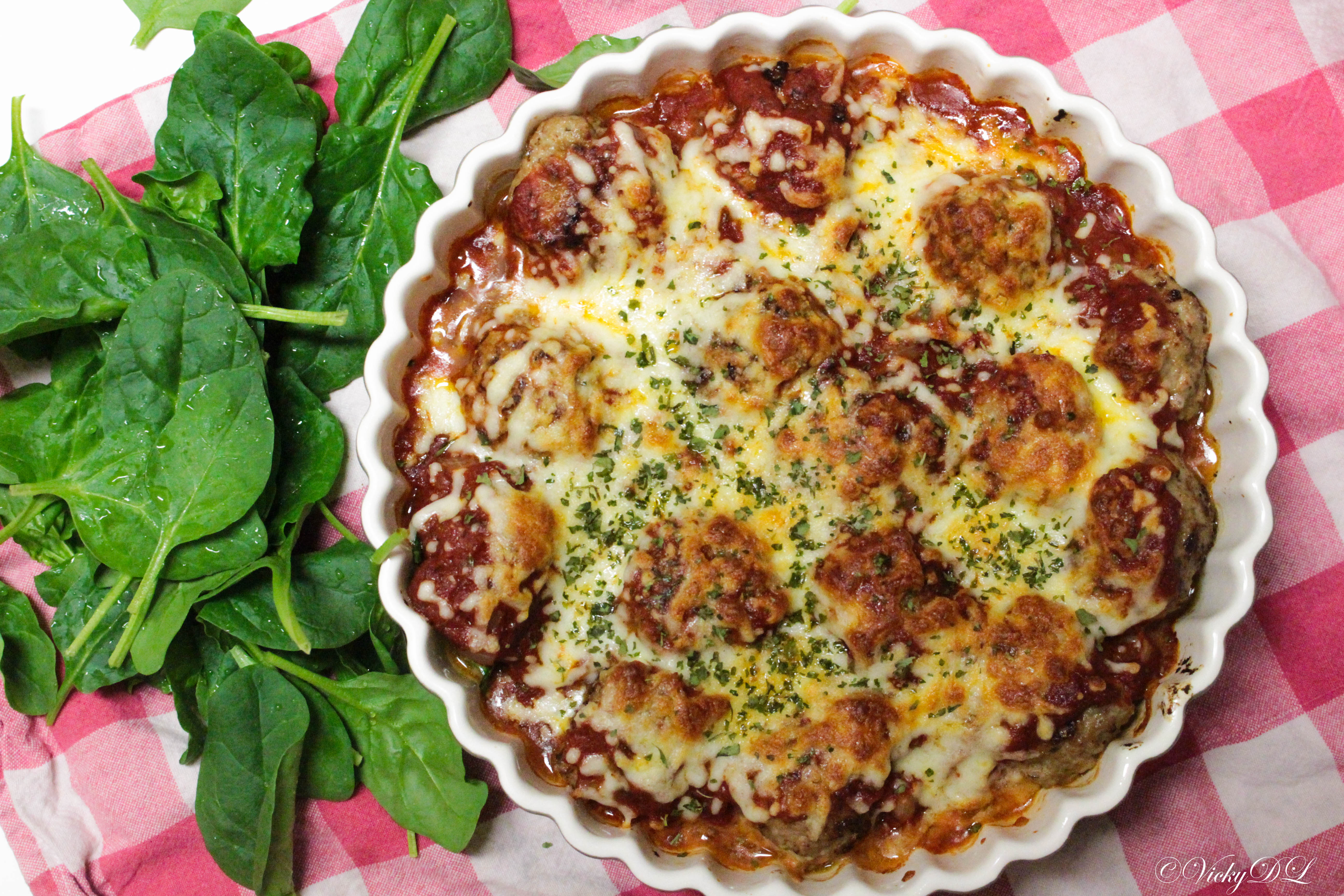Gehaktballen met spinazie en tomatensaus – Vickylicious