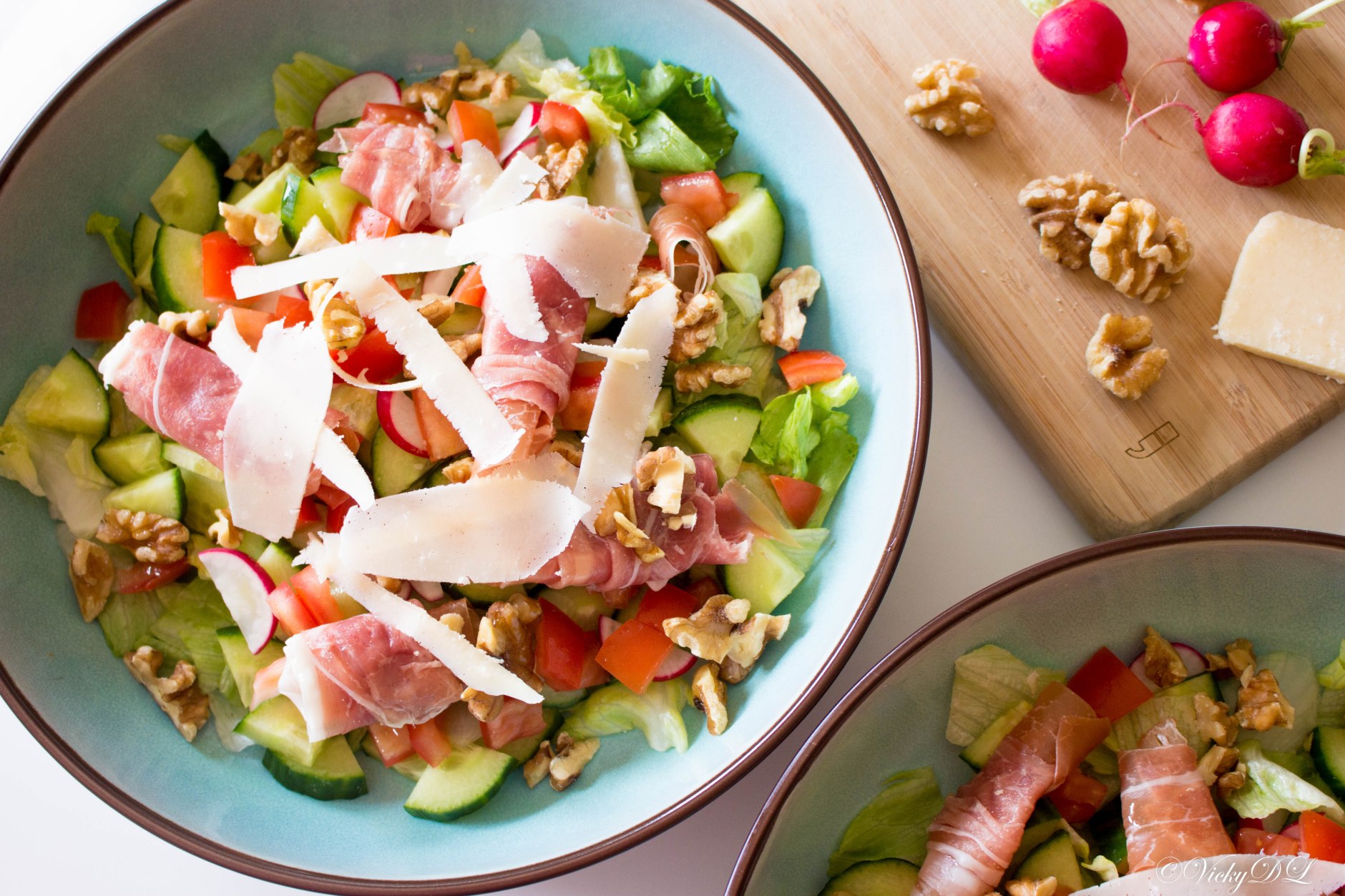 Frisse salade met parmaham en walnootolie – Vickylicious