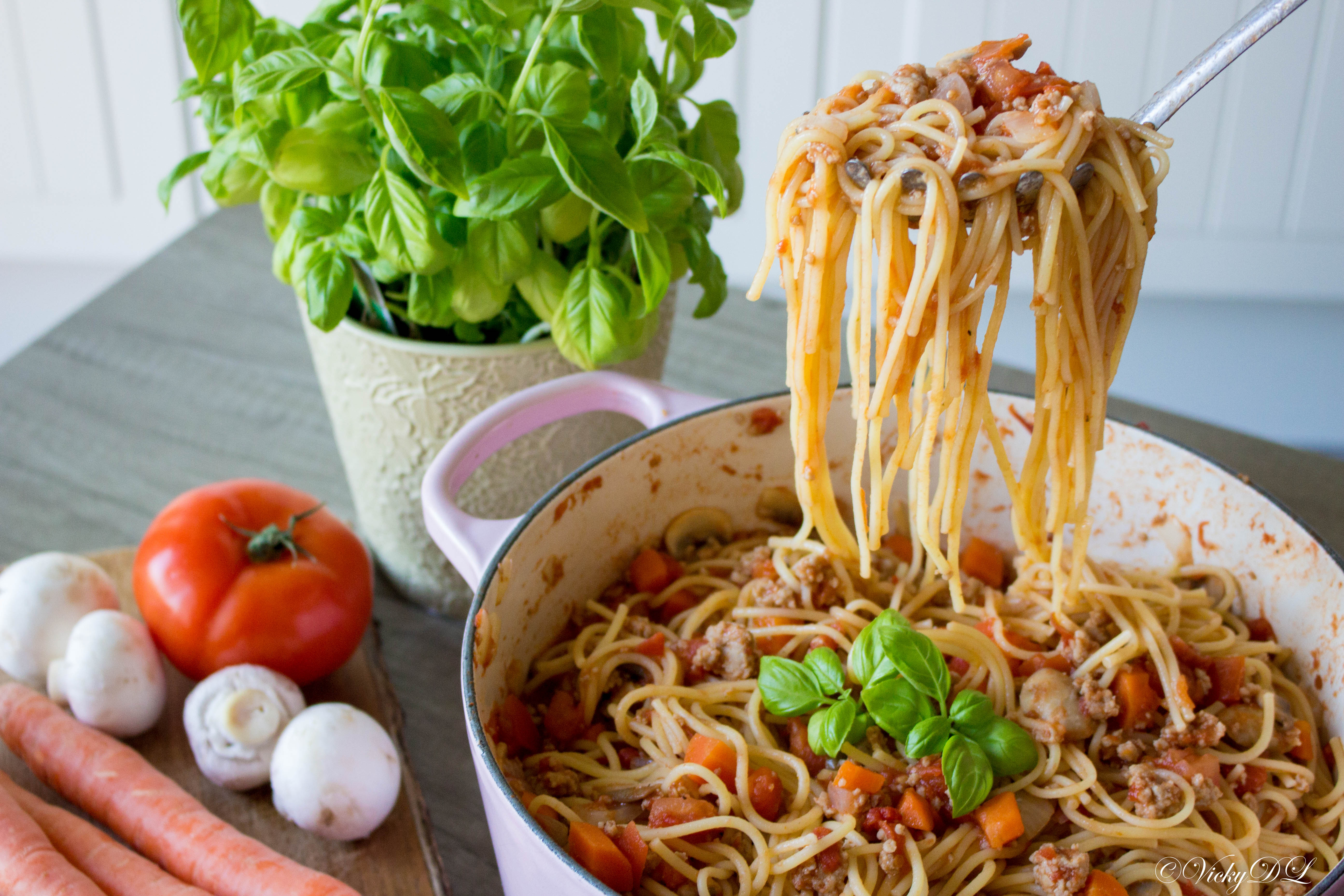 Spaghetti bolognese – Vickylicious